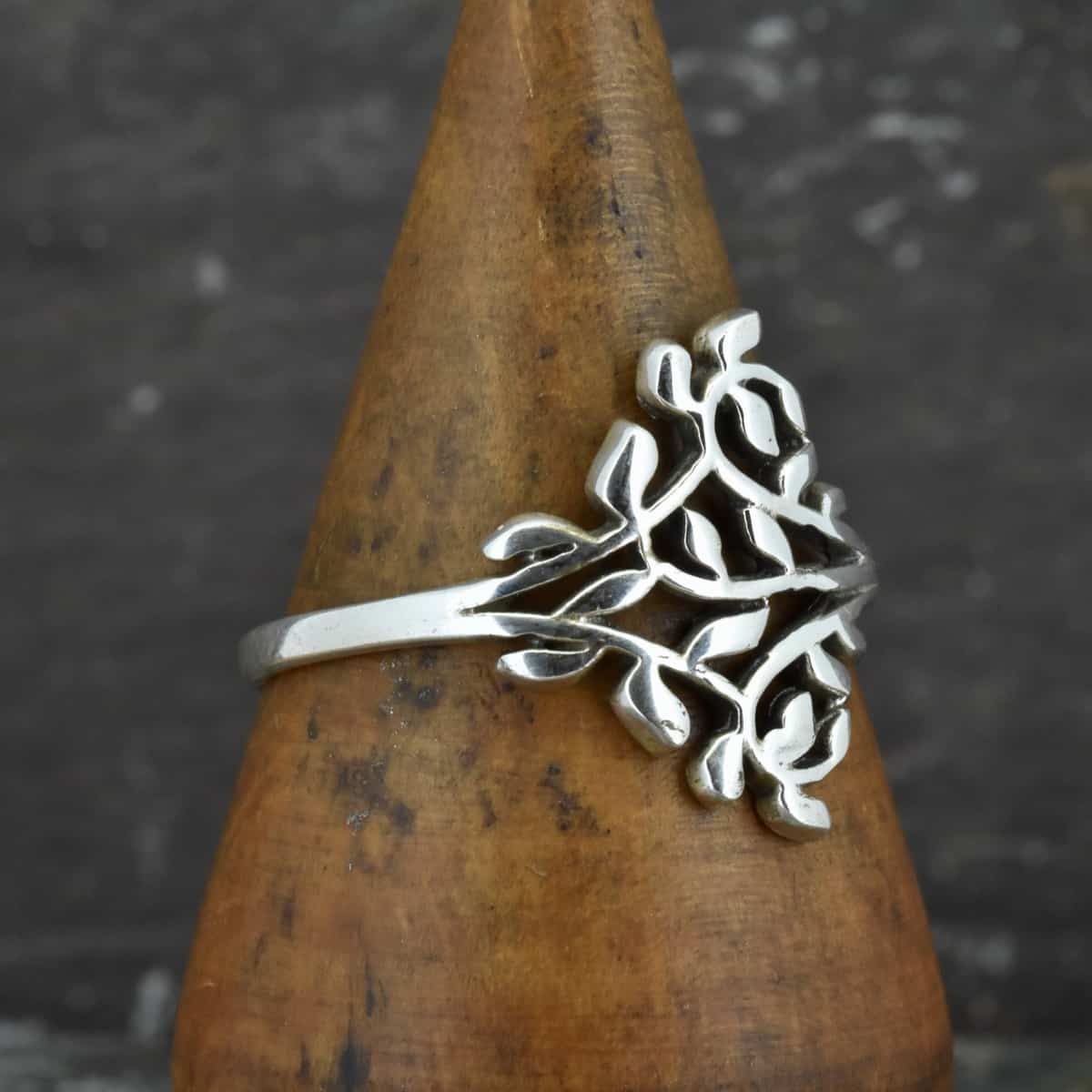 Silver Leaf Ring - Royal Mile Silver